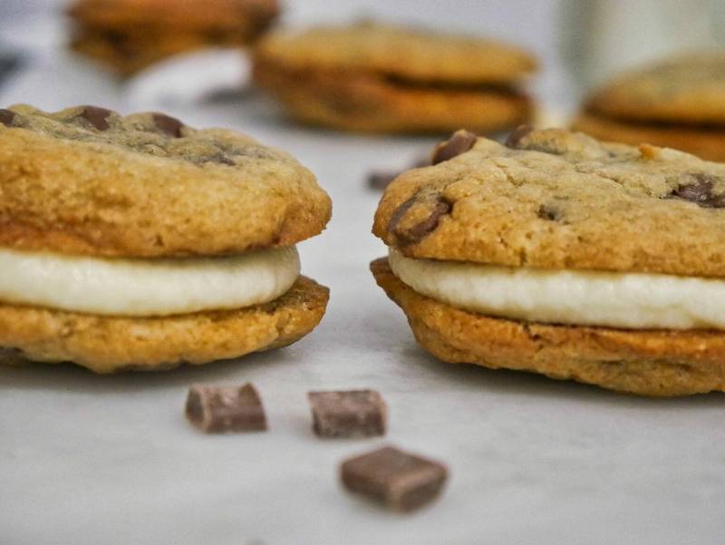 Chocolate Chip Cookie Sandwiches with Vanilla Frosting - No Fuss Kitchen