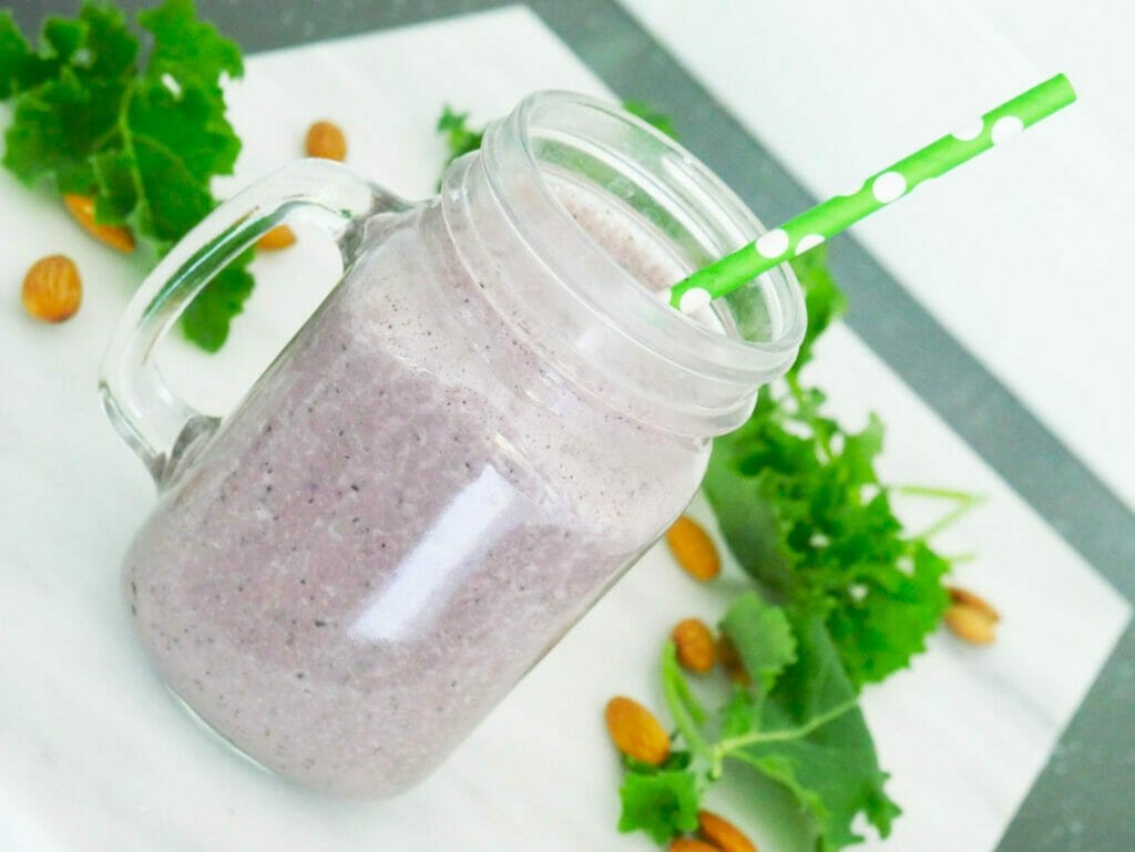 Ultimate blueberry kale smoothie recipe - No Fuss Kitchen