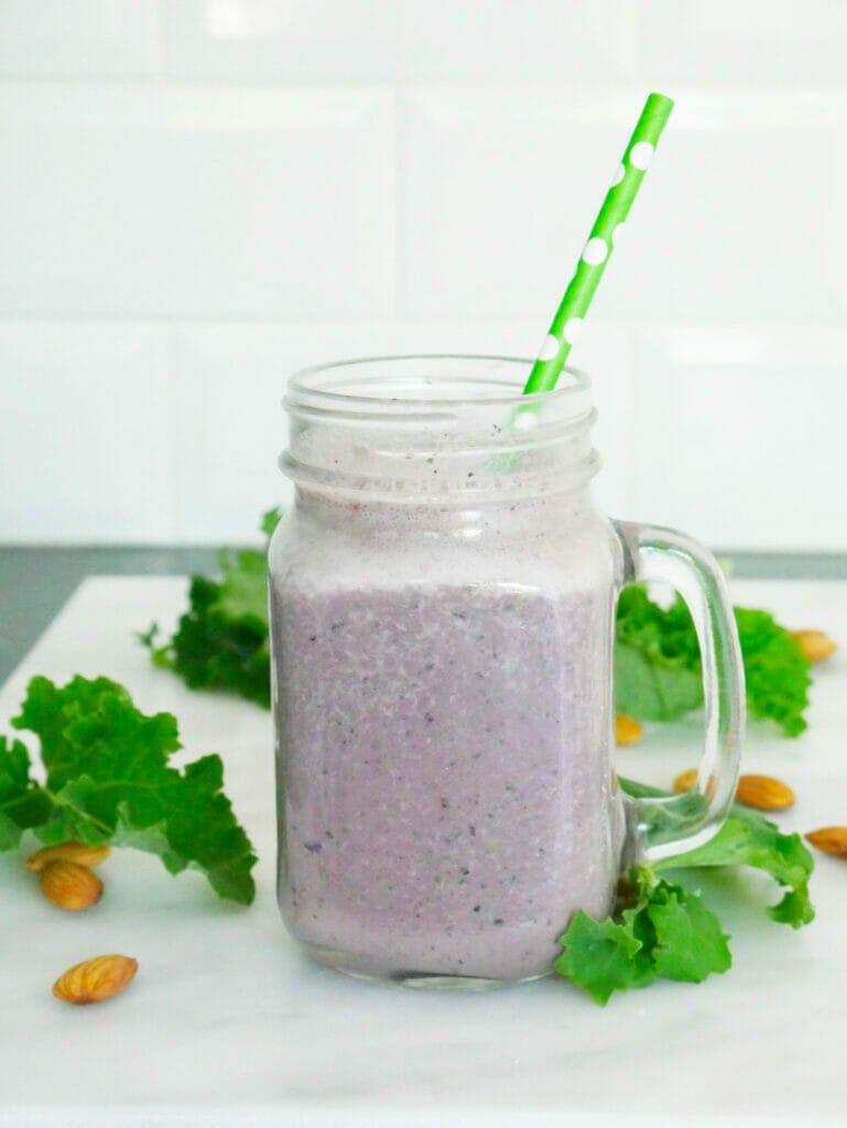 Ultimate blueberry kale smoothie recipe - No Fuss Kitchen