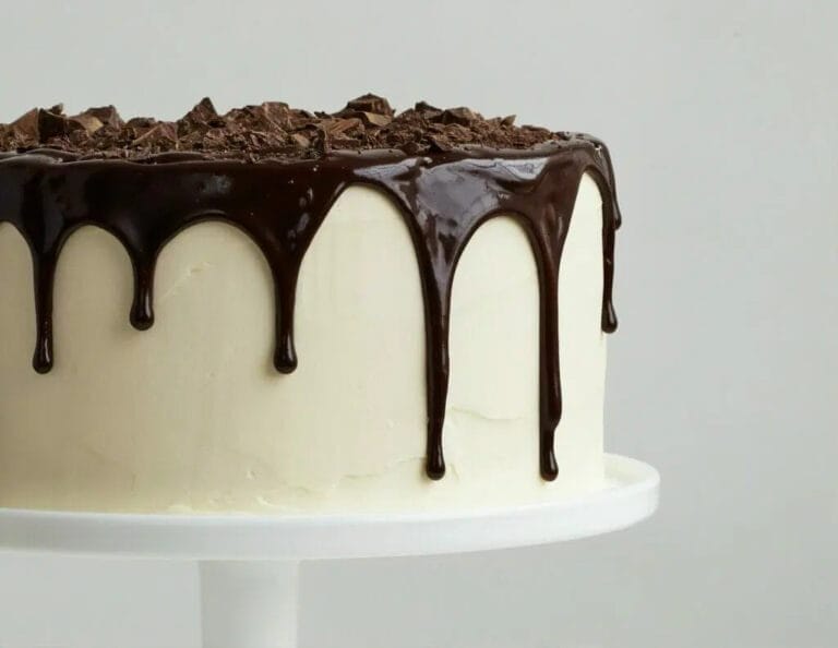How to Cool a Cake Quickly: the easy way - No Fuss Kitchen