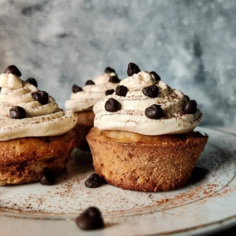 Exactly How to Make Cupcakes without a Cupcake Pan (solution!) - No ...