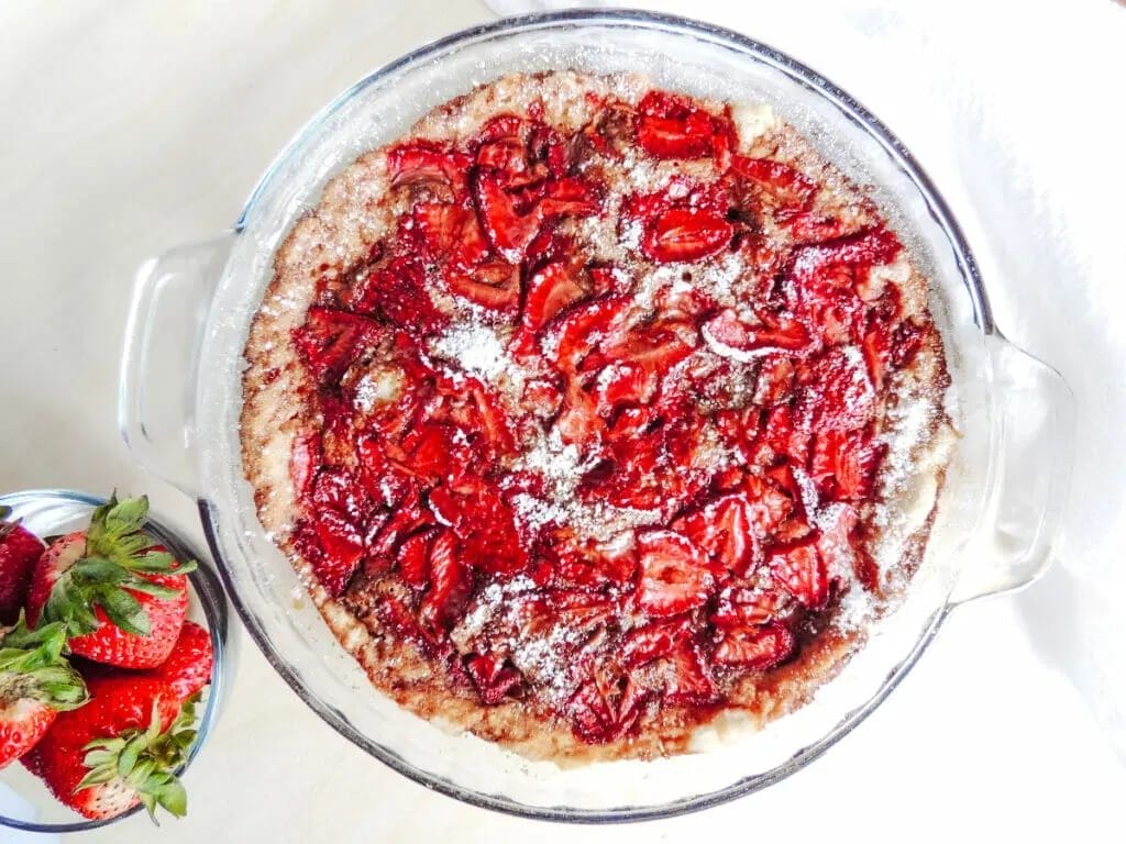 Easy Strawberry Spoon Cake Recipe - No Fuss Kitchen