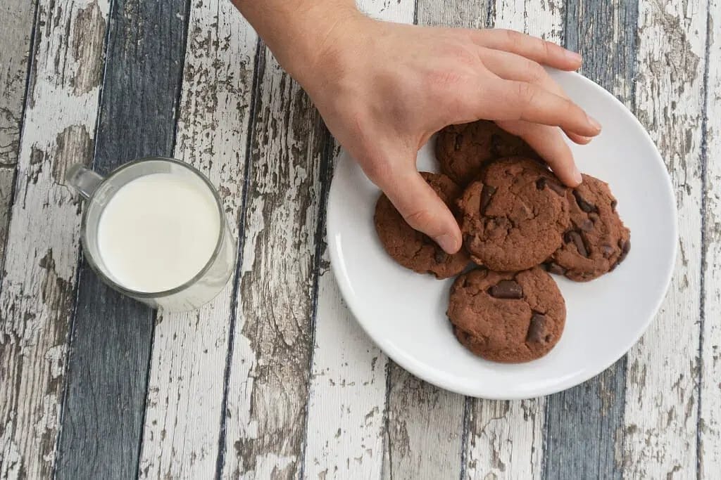 What does baking powder do in cookies? 3 great things! - No Fuss Kitchen