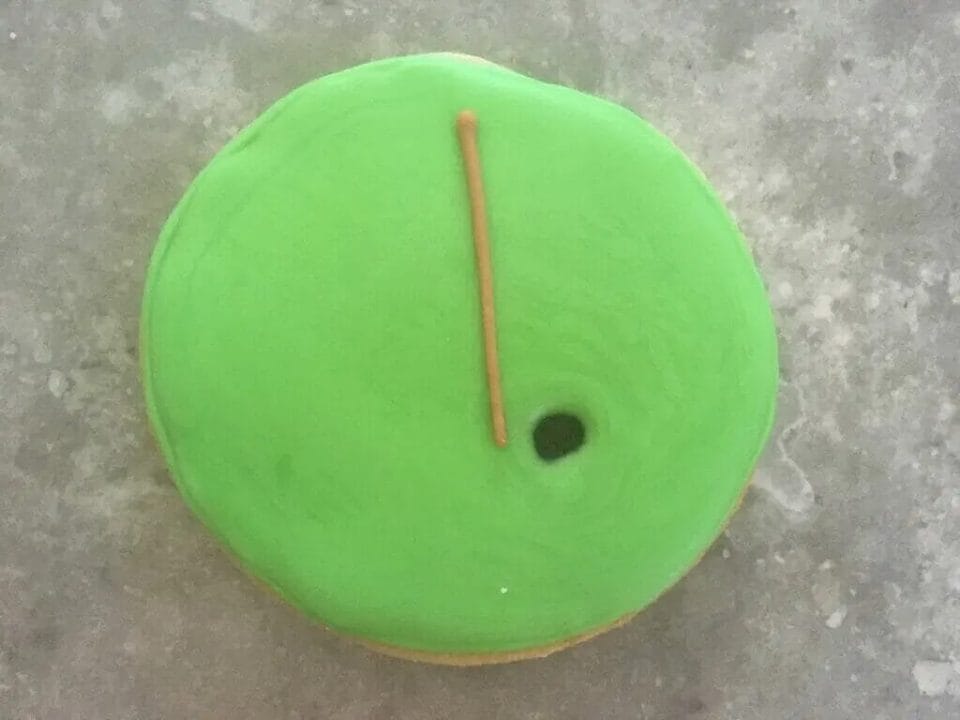 Super Simple Golf Cookies: Tutorial + Tips - No Fuss Kitchen