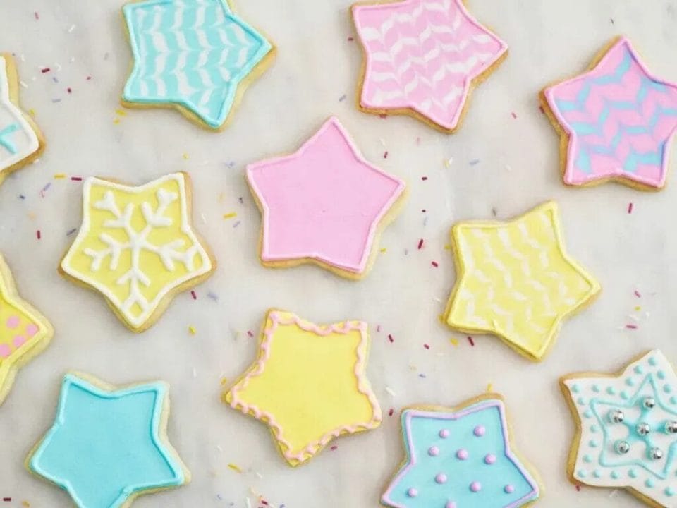 Star Cookies with Royal Icing - No Fuss Kitchen